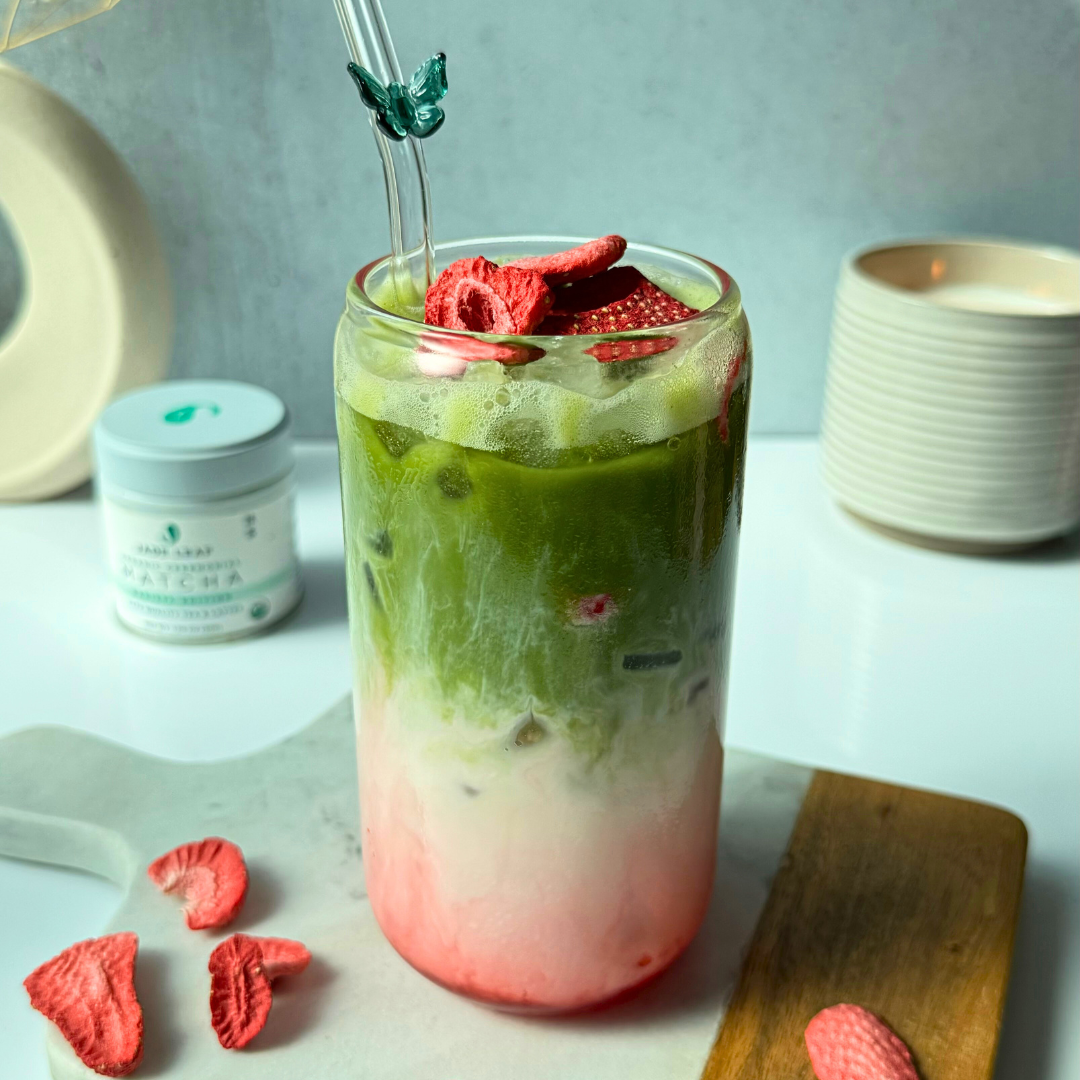 Strawberry Oat Milk Matcha Latte – Jade Leaf Matcha US
